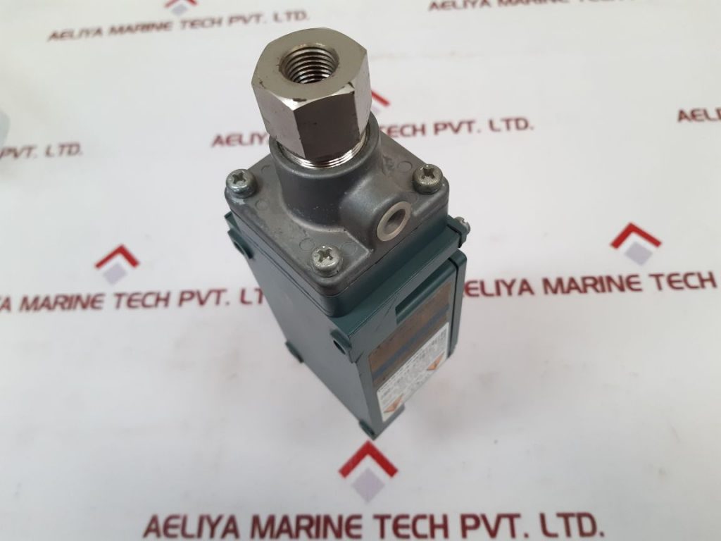 TAIHEI BOEKI TDZ-7 PRESSURE SWITCH 70 MPA - Aeliya Marine