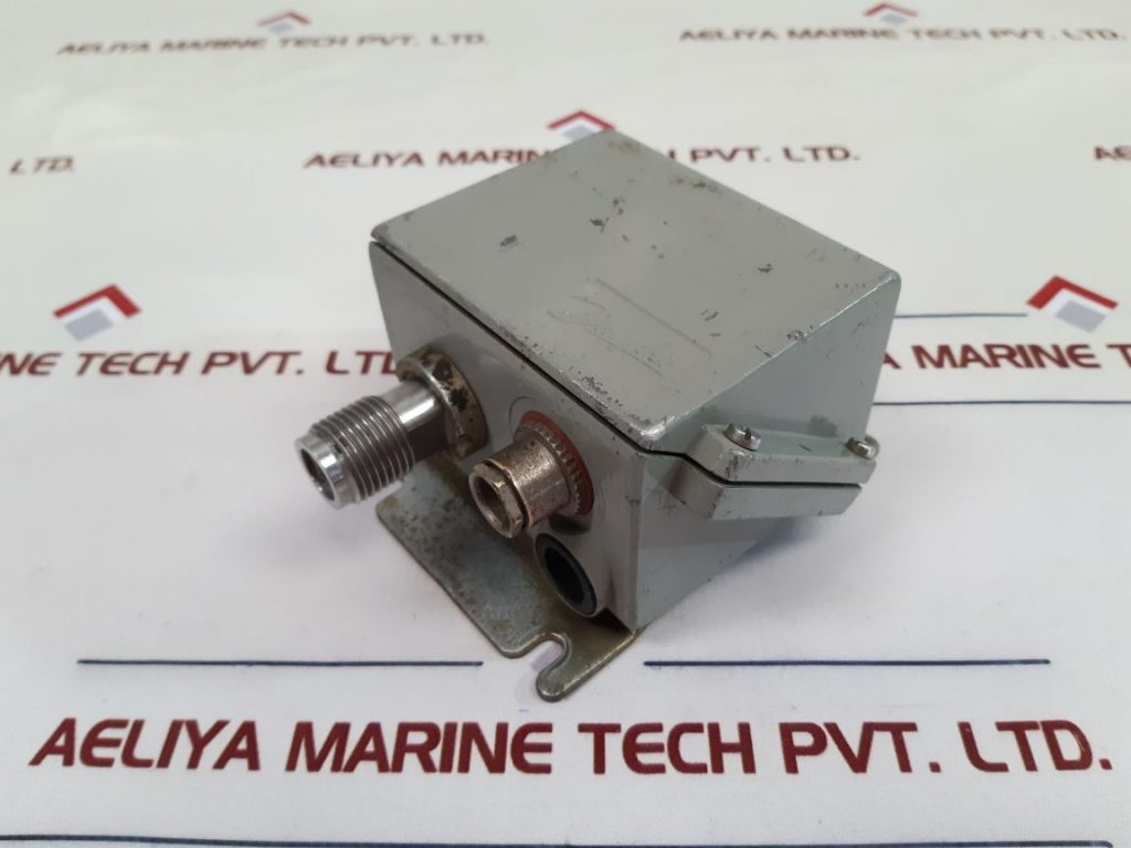 DANFOSS EMP2 PRESSURE TRANSMITTER - Aeliya Marine