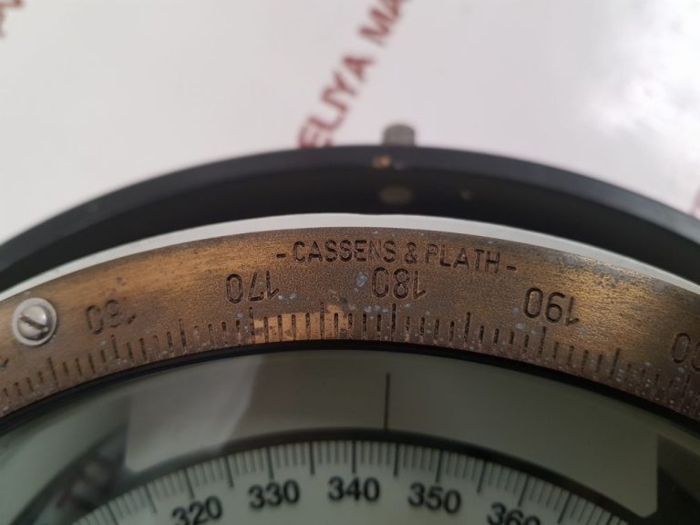 CASSENS & PLATH TYPE 11 REFLECTOR COMPASS - Aeliya Marine