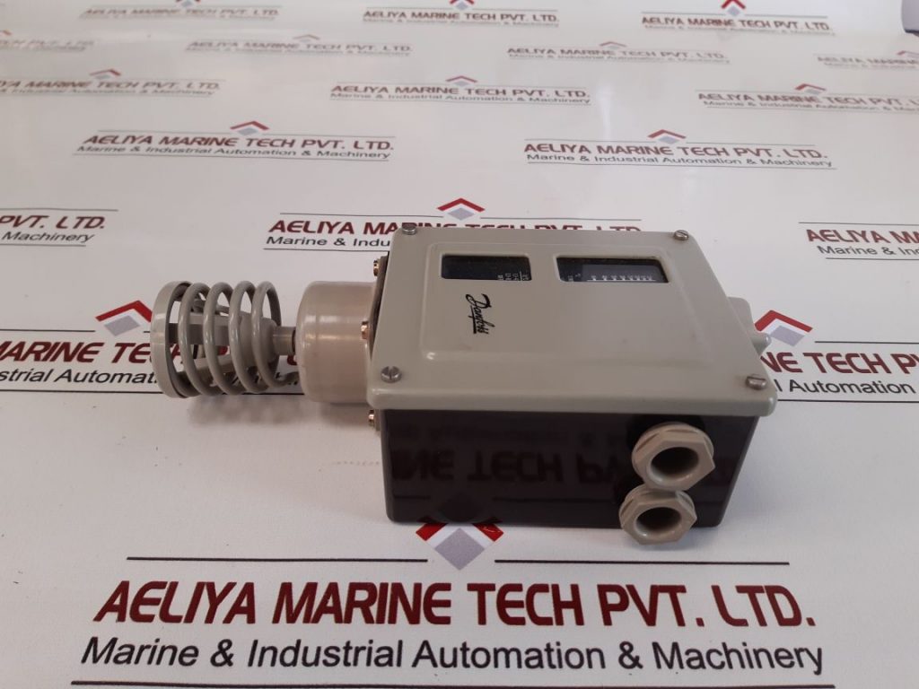 DANFOSS RT 103 TEMPERATURE CONTROLLER - Aeliya Marine