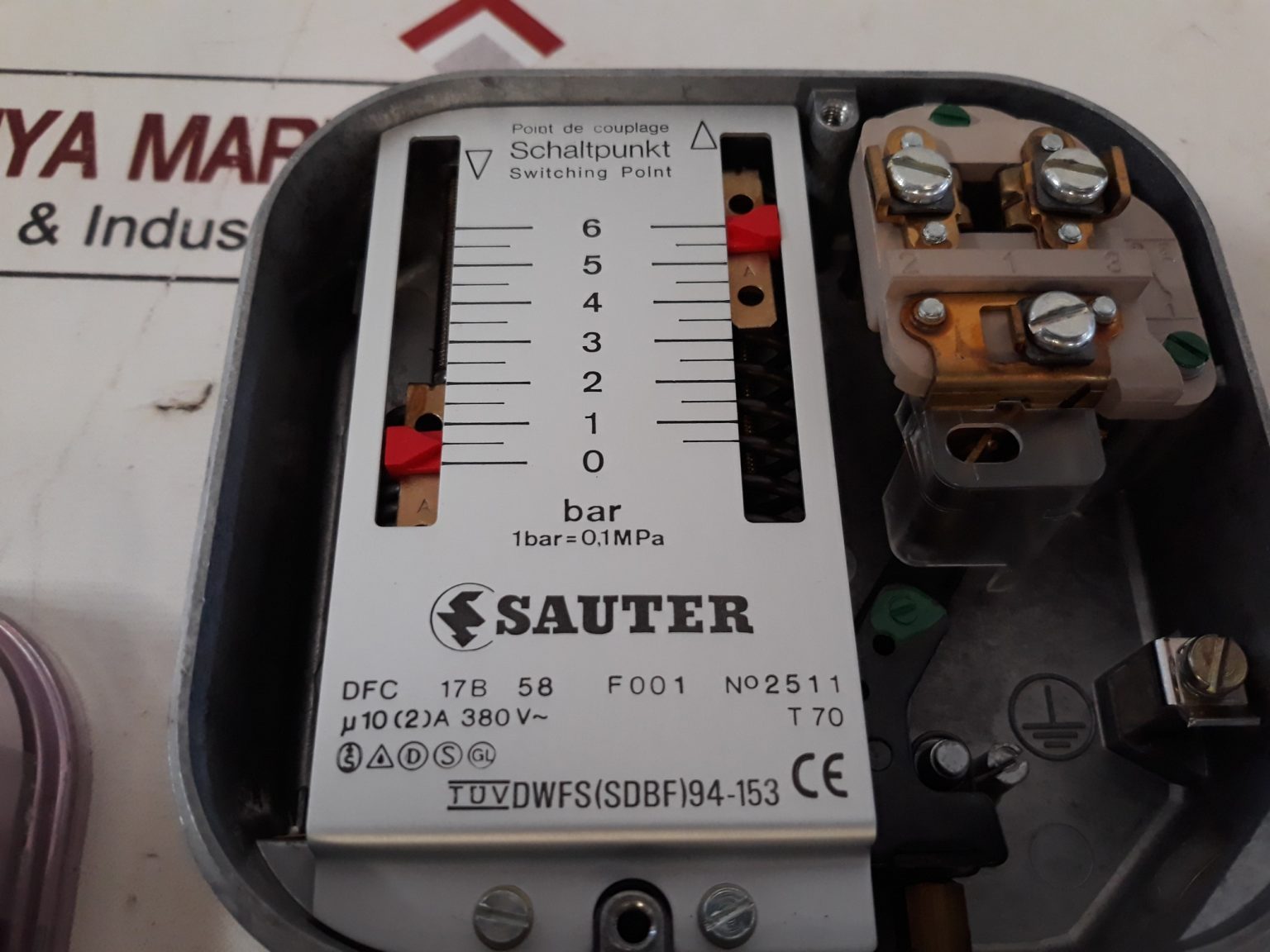 SAUTER DFC 17B 58 F001 PRESSURE CONTROLLER - Aeliya Marine