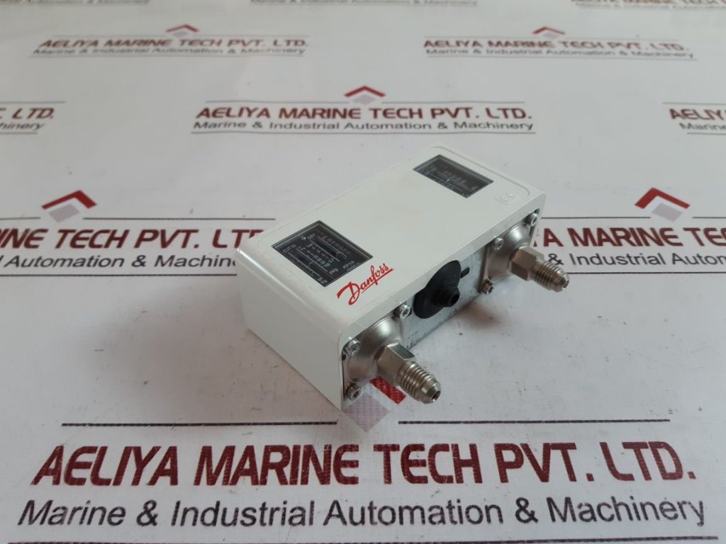 DANFOSS KP15 DUAL PRESSURE SWITCH 0.7-4 BAR - Aeliya Marine