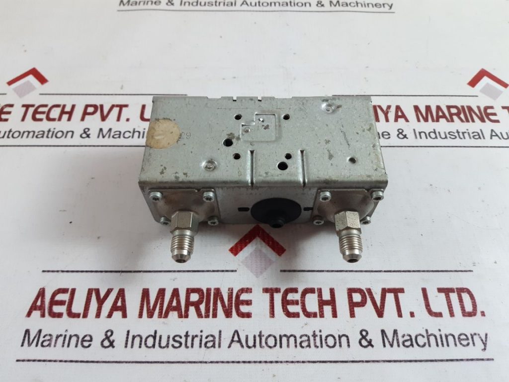 DANFOSS KP15 DUAL PRESSURE CONTROL PB 17 BAR/MWP 245 PSIG - Aeliya Marine