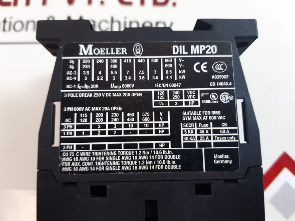 MOELLER DIL M32-XHI22 CONTACTOR WITH AUXILIARY BLOCK - Aeliya Marine