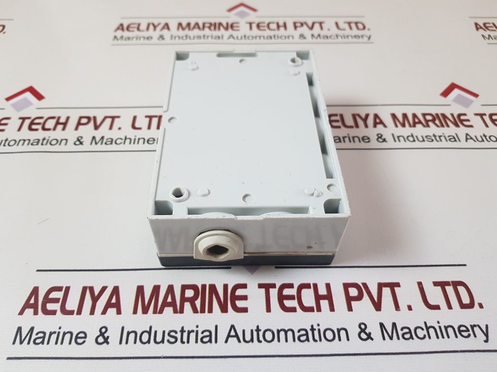 EBERLE 524 62 I UNIVERSAL TEMPERATURE CONTROLLER IP54 - Aeliya Marine