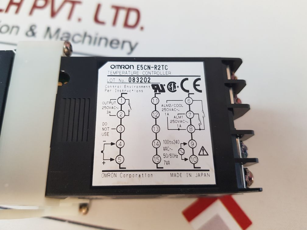 OMRON E5CN-R2TC TEMPERATURE CONTROLLER - Aeliya Marine