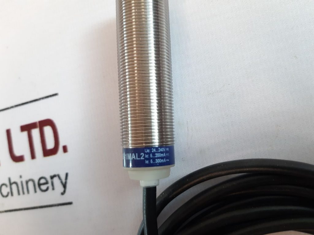 TELEMECANIQUE SCHNEIDER ELECTRIC XS618B1MAL2 INDUCTIVE PROXIMITY SWITCH ...