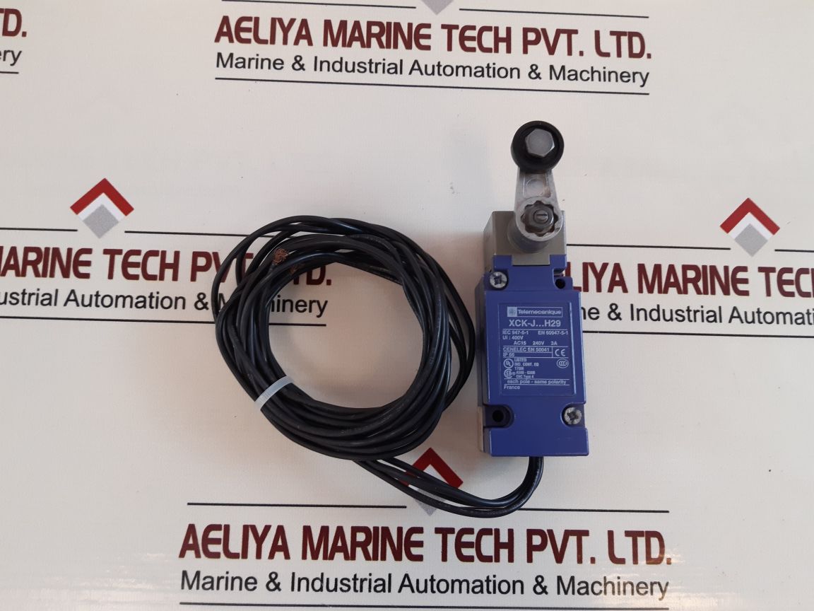 Telemecanique Xck-j…h29 Limit Switch With Roller - Aeliya Marine