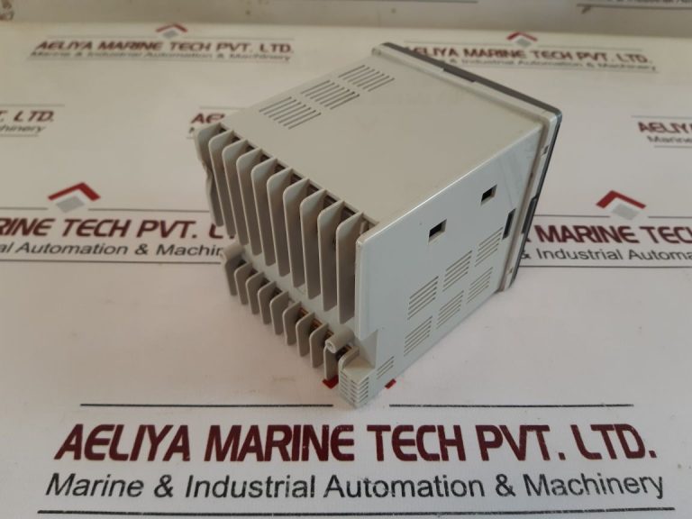 Azbil Sdc31 Digital Indicating Controller - Aeliya Marine