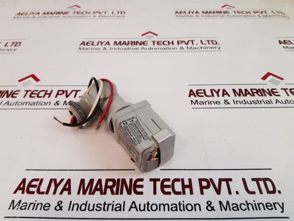 Intermatic K4221c Stem And Swivel Mount Photo Control - Aeliya Marine