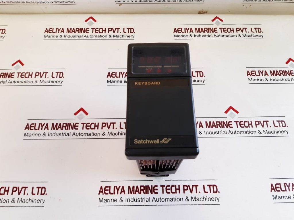 Satchwell Mmc 4701 Keypad Controller Control Panel 24vac - Aeliya Marine