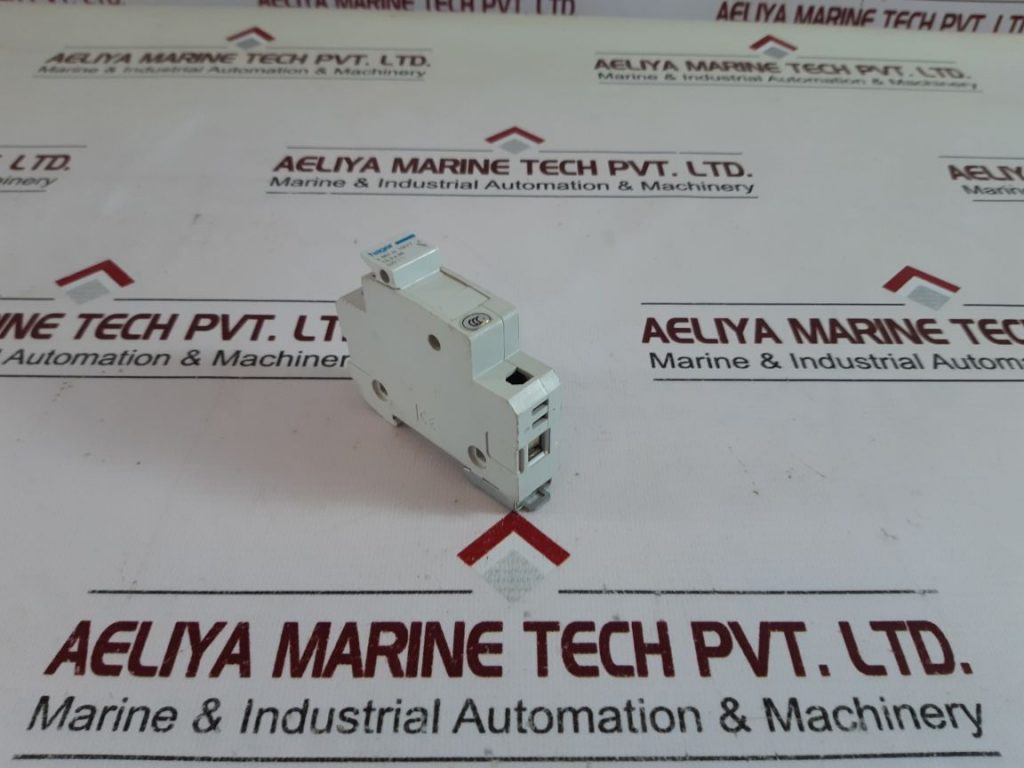 Hager L501 Fuse Holder 500v - Aeliya Marine