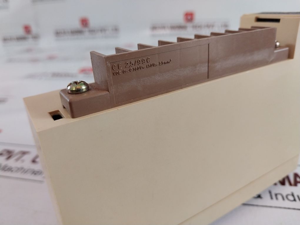 Cegelec 6302 250v 3a - Aeliya Marine