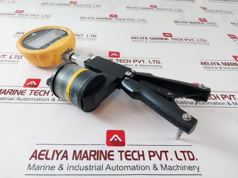 Fluke 700g08 Pressure Gauge Calibrator - Aeliya Marine