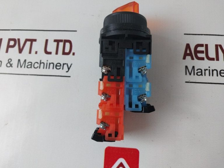 Fuji Electric Ar30pl-2 E3 Selector Switch - Aeliya Marine