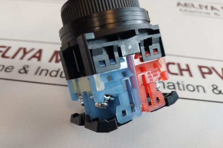 Fuji Electric Ar30pr-3 Selector Switch - Aeliya Marine