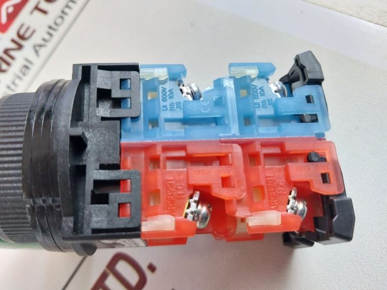 Fuji Electric Ar30pr-322b Selector Switch - Aeliya Marine