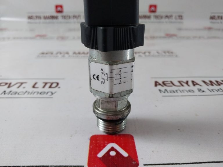 Hydac Vr 2 C.1 Filter Clogging Indicator - Aeliya Marine