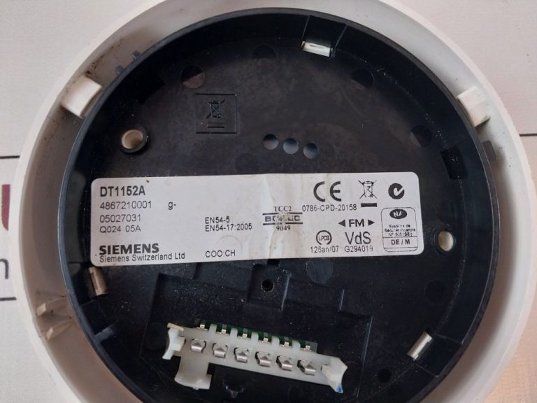 Siemens Cerberus Dt1152a Interactive Heat Detector Base - Aeliya Marine