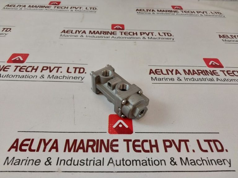 Versa Oceaneering Bsp-3308-316 3-way Pneumatic Valve - Aeliya Marine