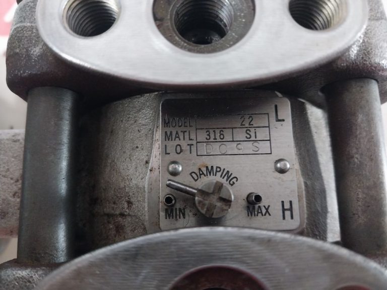 Yamatake Kdp22y-1122a4-67 Water Level Transmitter - Aeliya Marine