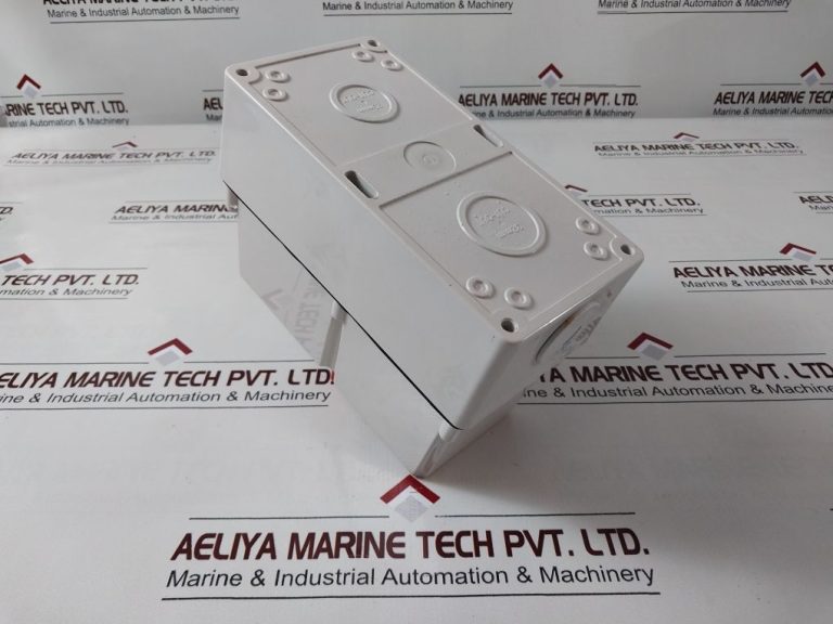Clipsal 56swh325 Isolator Switch Ip66 - Aeliya Marine