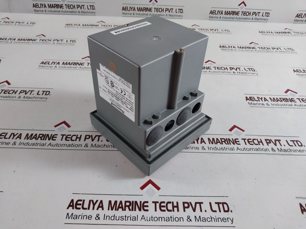 Honeywell Uda2182-cc1-nn2-nn-n-p0c0-ee Universal Dual Analyzer - Aeliya Marine