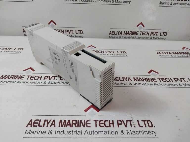 Schneider 140ARI03010 Analog Input Module