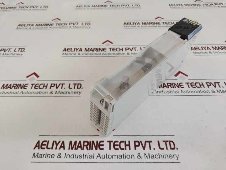 Schneider Telemecanique 140CRP93200 RIO Adapter