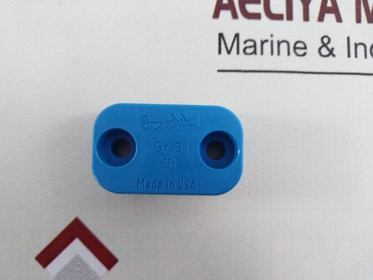 Swagelok 304-s3-pp-16tm Bolted Plastic Clamp Tube Support Kit - Aeliya Marine