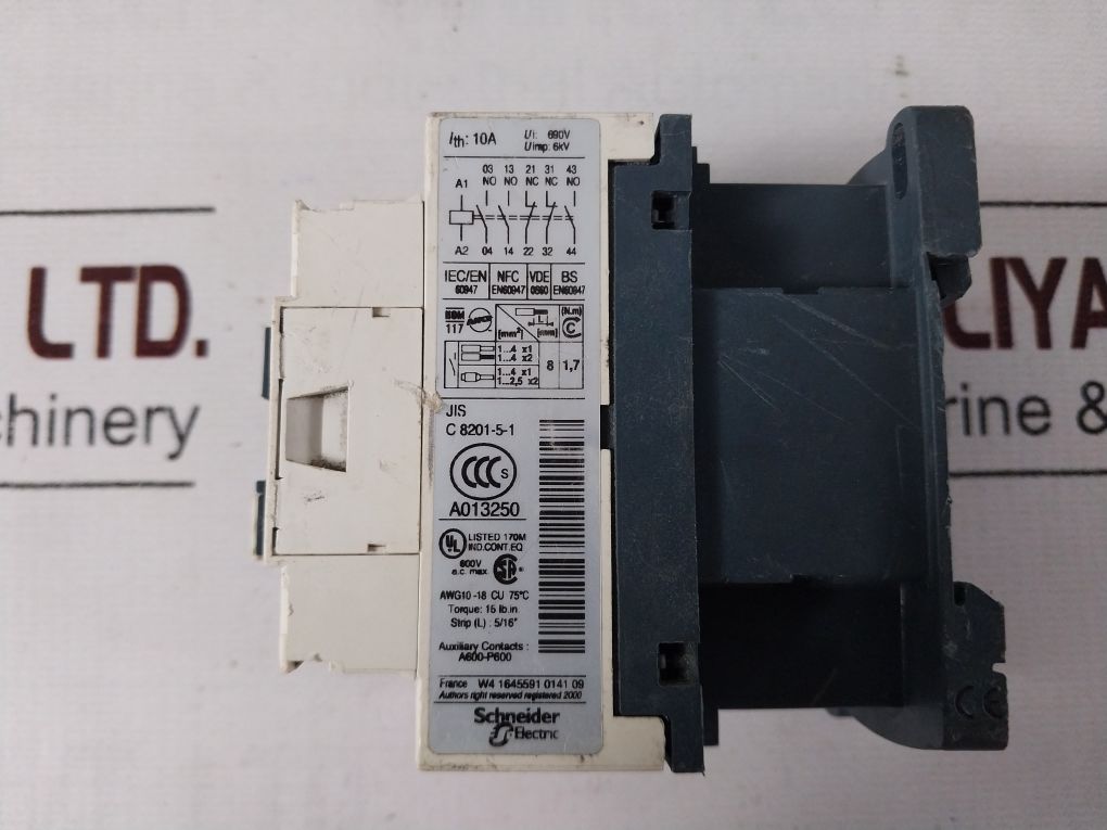 Telemecanique Schneider Electric Cad32 Control Relay - Aeliya Marine