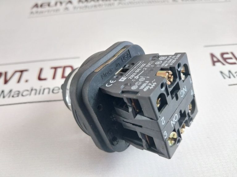 Telemecanique Zb2-be102 Selector Switch - Aeliya Marine