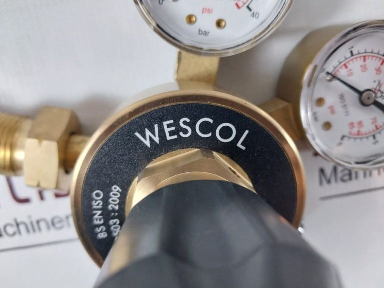 Wescol 0101-140 2 Gauge Pressure Regulators - Aeliya Marine