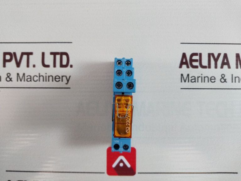 Finder Rina 95.05 Relay With Socket 230v - Aeliya Marine