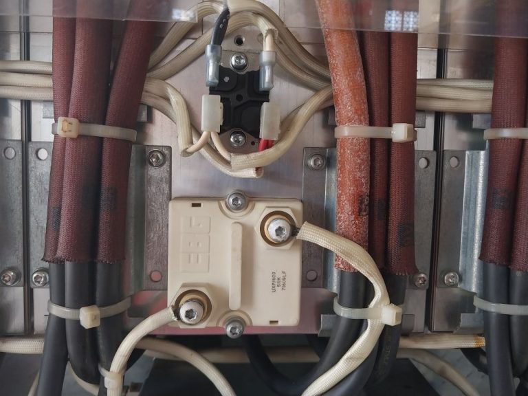 Abb Acs800-104-0580-7+e205+v991 Inverter - Aeliya Marine