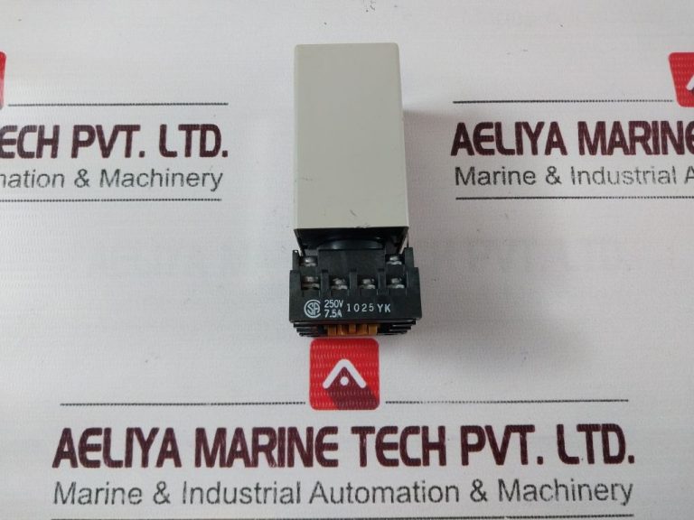 Sunflame Fe-61r Flame Eye Relay With Base 110v - Aeliya Marine