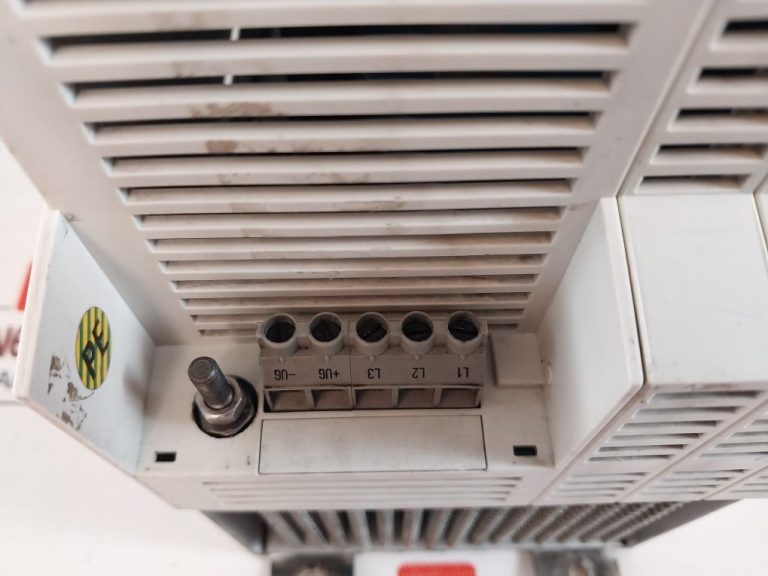 Lenze Evf9326-ev Frequency Inverter - Aeliya Marine