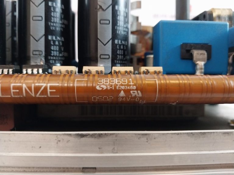 Lenze Evf9326-ev Frequency Inverter - Aeliya Marine