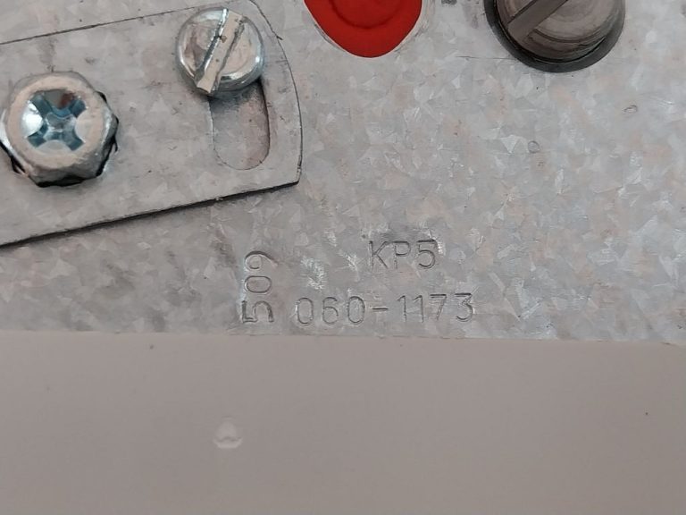 Danfoss Kp5 Pressure Switch 43 Psi - Aeliya Marine