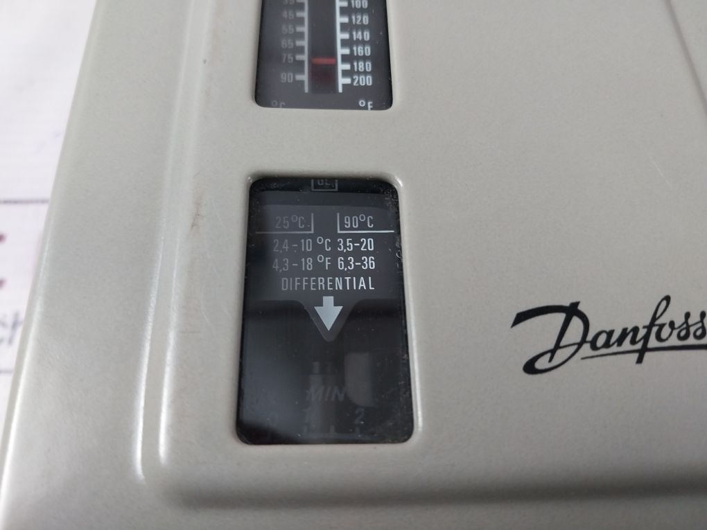 Danfoss RT 101 Thermostat 25-90°C