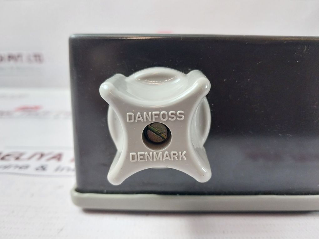Danfoss RT 101 Thermostat 25-90°C
