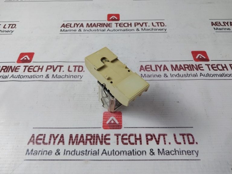 Omron Mk2p Relay With Base - Aeliya Marine