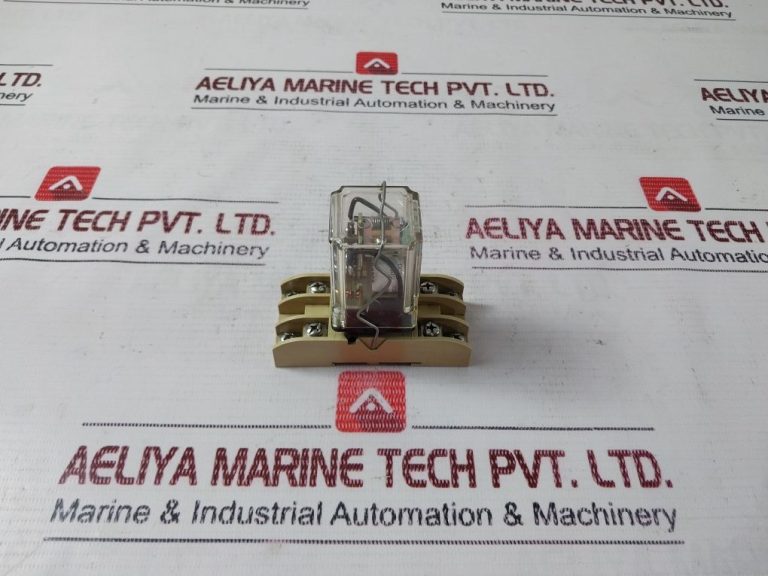 Omron Mk2p Relay With Base - Aeliya Marine
