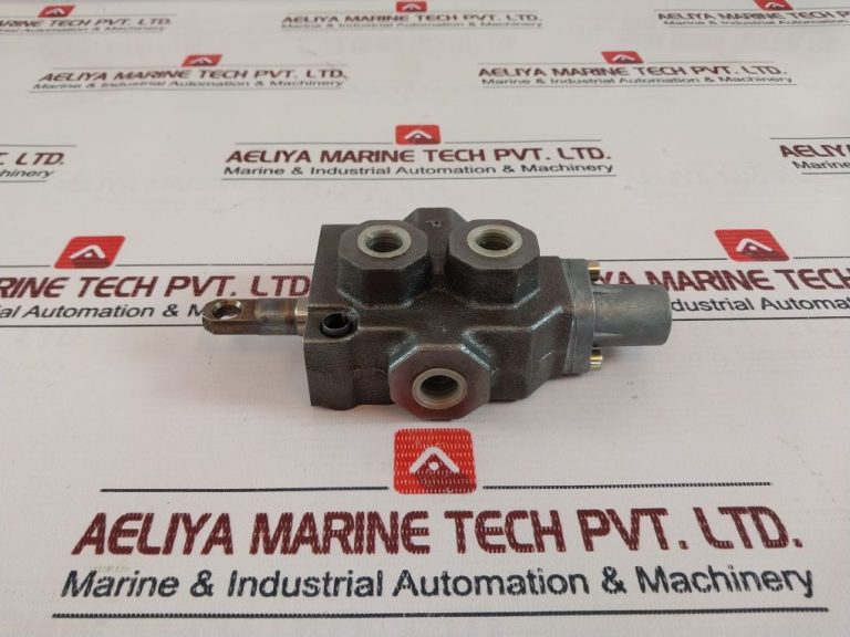 Walvoil SD4/1 Directional Valve for Hydraulic Control