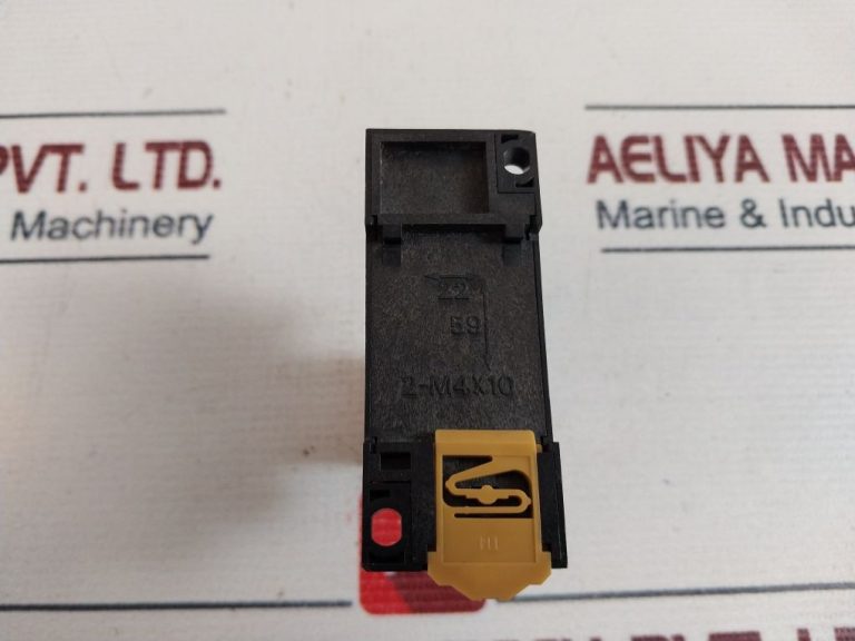 Omron My4n-gs Relay With Socket 24vdc - Aeliya Marine