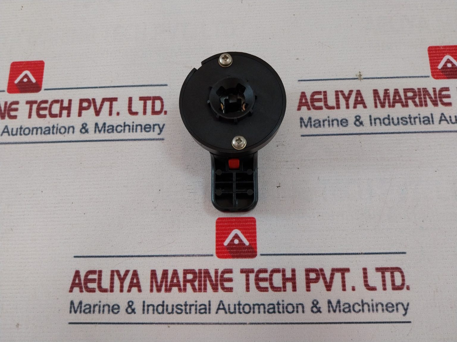 Abb Ln 100 125 Rotary Handle Operating Mechanism - Aeliya Marine