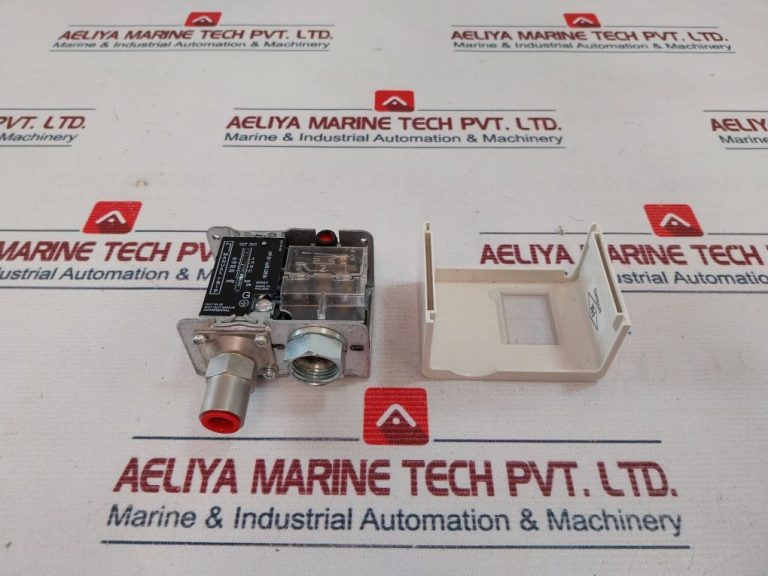 Danfoss Kp37 Pressure Switch 4-21 Bar - Aeliya Marine