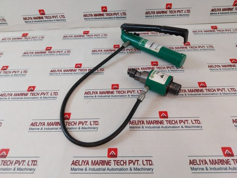 Greenlee 767 Hydraulic Hand Pump - Aeliya Marine