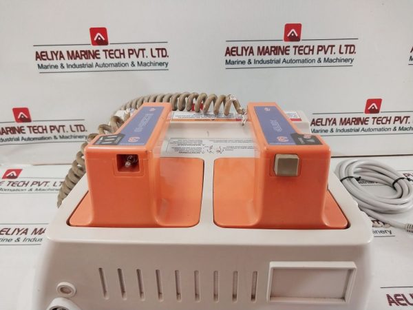 Nihon Kohden Tec-5521k Defibrillator For Hospital - Aeliya Marine