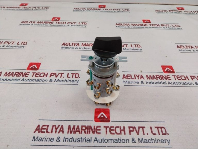 Santon Wartsila 30fe Selector Switch 440v 50hz - Aeliya Marine